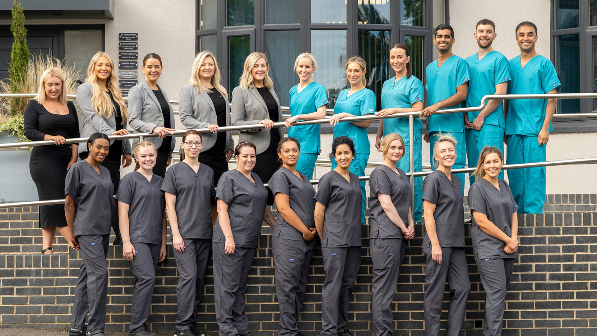 Teamwork is what makes our team special - Infinity Dental Clinic